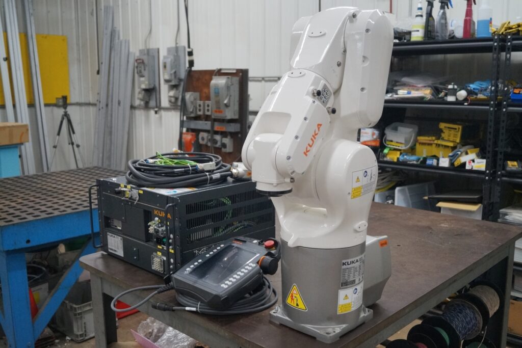 Kuka KR 6 R700-2 w/ KRC4 Control - SCC Robotics, Inc. SCC Robotics, Inc.